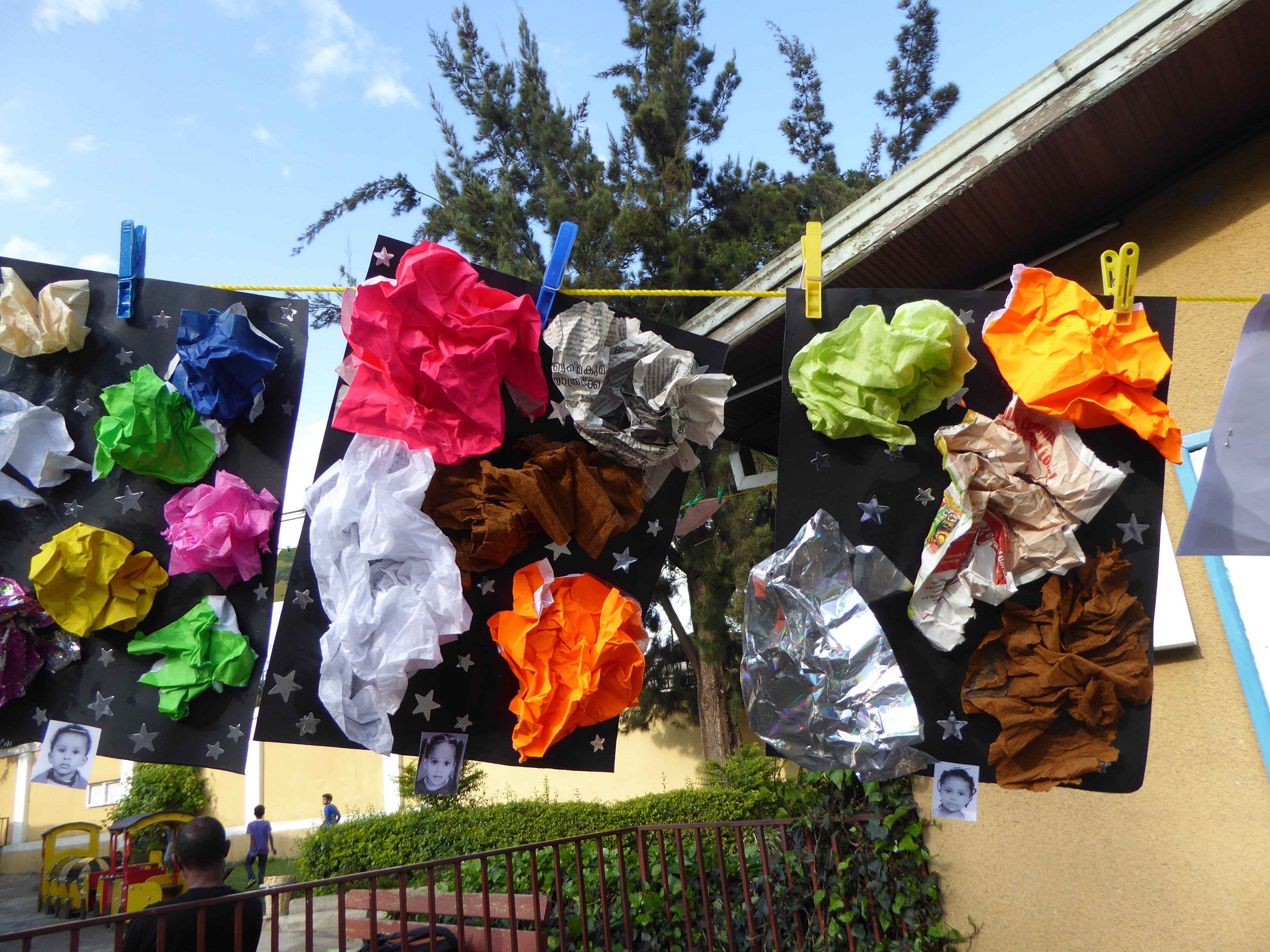 La Grande Lessive : un fil de plus en plus long - Mission laïque française